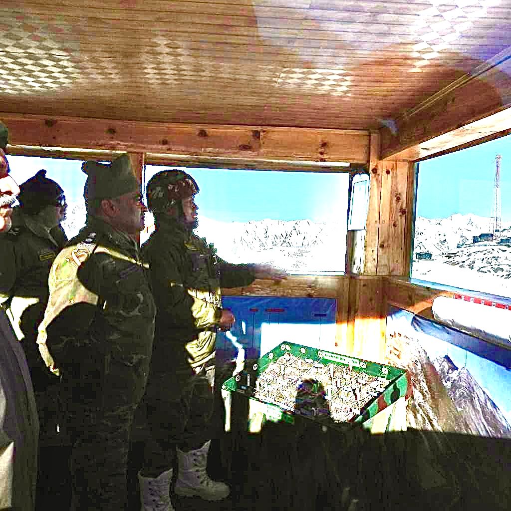 Free Photo : Army Chief General Manoj Pandey meets soldiers on the Line ...