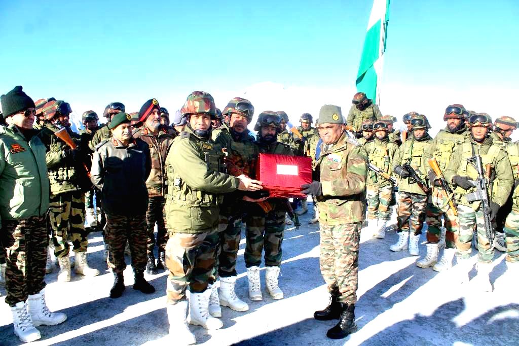 Free Photo : Army Chief General Manoj Pandey meets soldiers on the Line ...