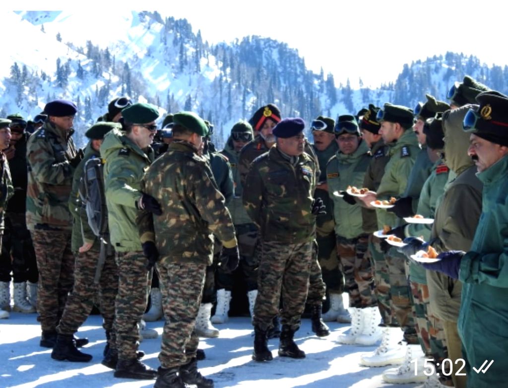 Free Photo : Army Chief General Manoj Pandey meets soldiers on the Line ...