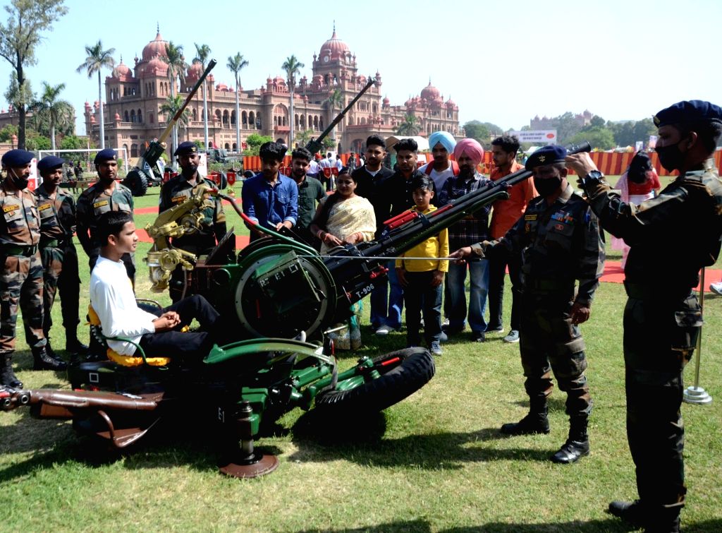Army personnel display army equipment at the Khalsa College campus