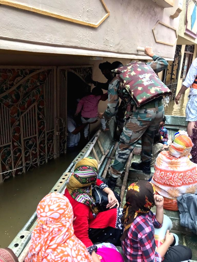 Army joins State Govt in flood relief and rescue operations in Hyderabad