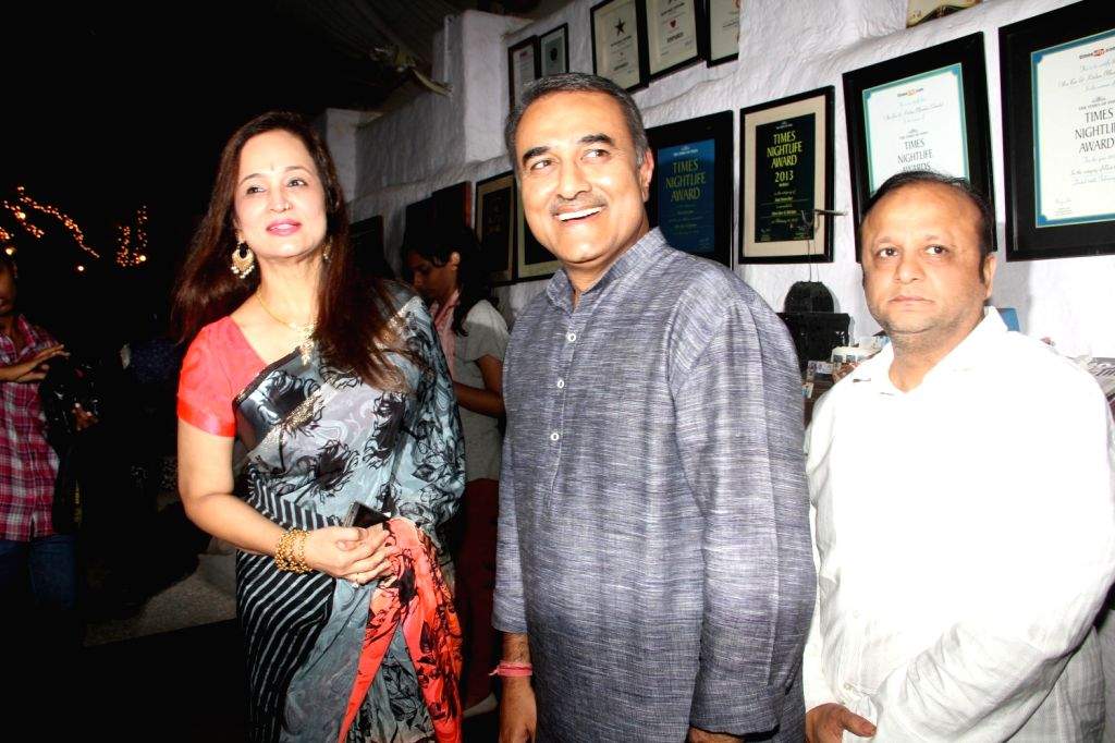 Rouble Nagi Art Foundation organise art show by underprivileged children