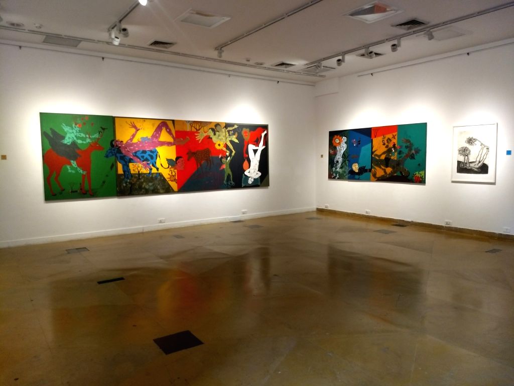Art show displays chaotic, unreal 'untold stories