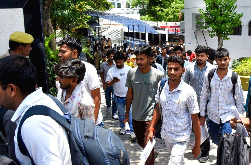 Aspirants Appear for UP Police Constable Recruitment Exam