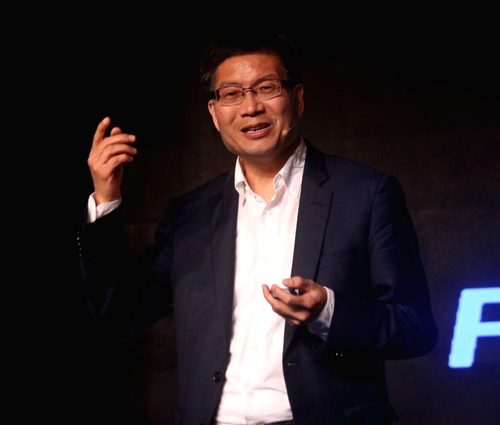 Kalyan Krishnamurthy, Jerry Shen at a press conference