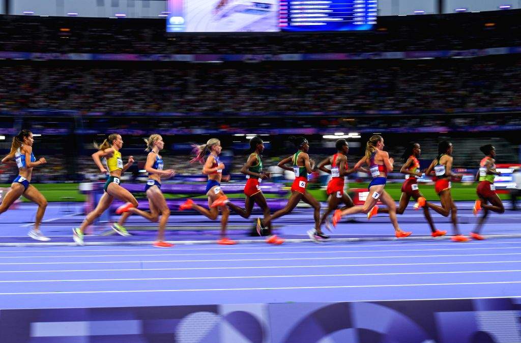 Athletes compete in the women's 5000m final at the Paris Olympics 2024