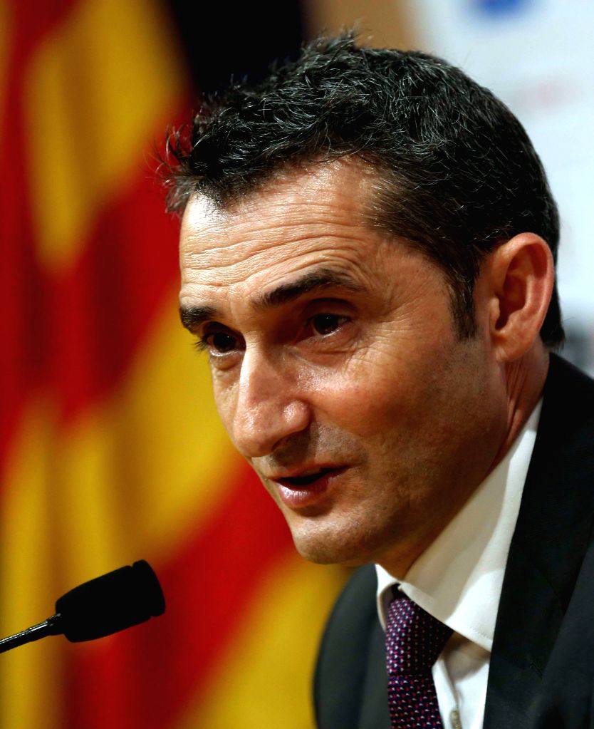Barcelona sack Valverde, rope in Setien as new coach