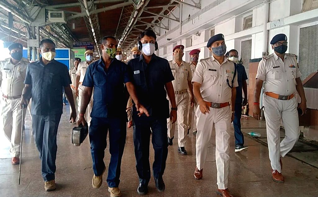 ATS team intensive investigation at Patna station after a high alert in ...
