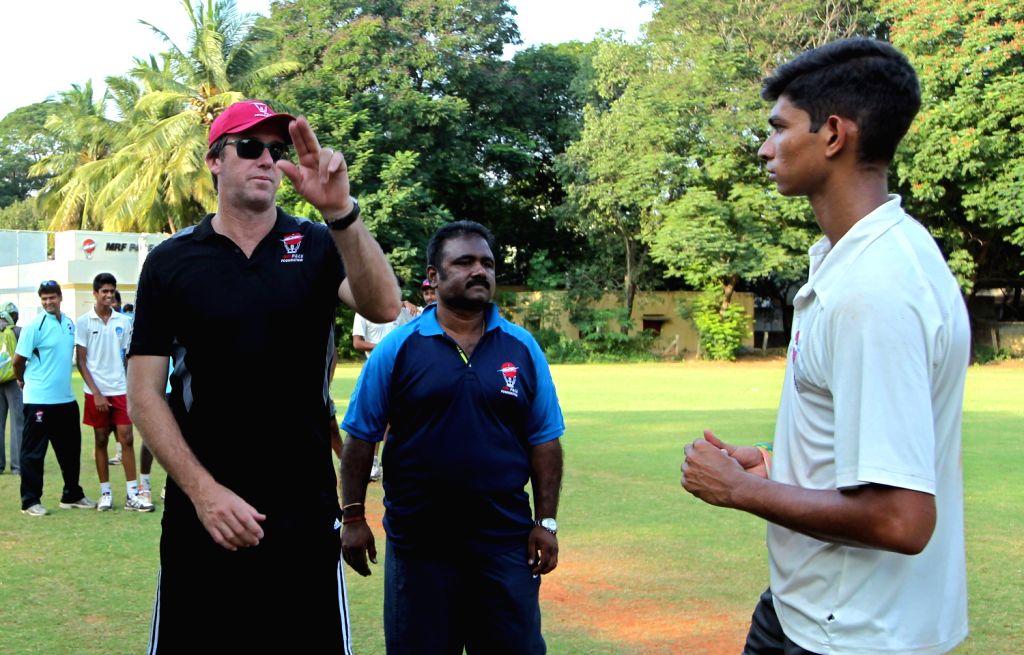 Glenn McGrath shares his experience with trainees at MRF Pace Academy