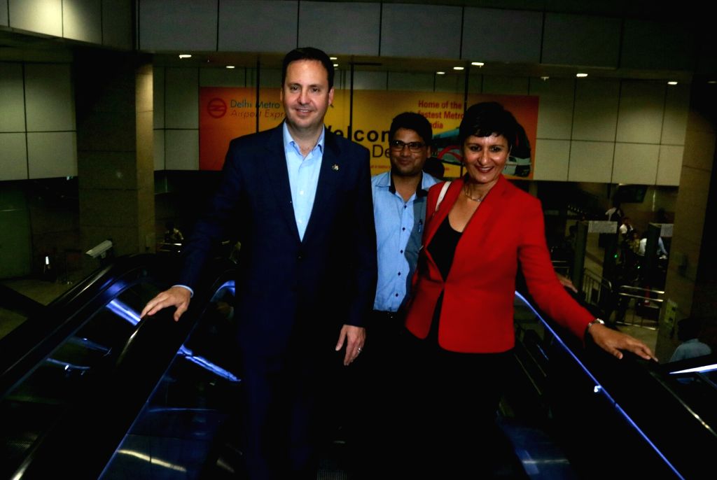Steven Ciobo, Harinder Sidhu visit Airport Express Metro Line