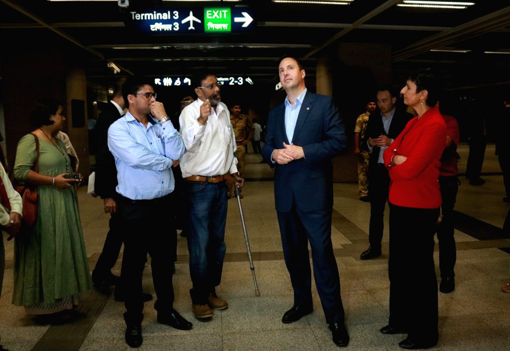 Steven Ciobo, Harinder Sidhu visit Airport Express Metro Line
