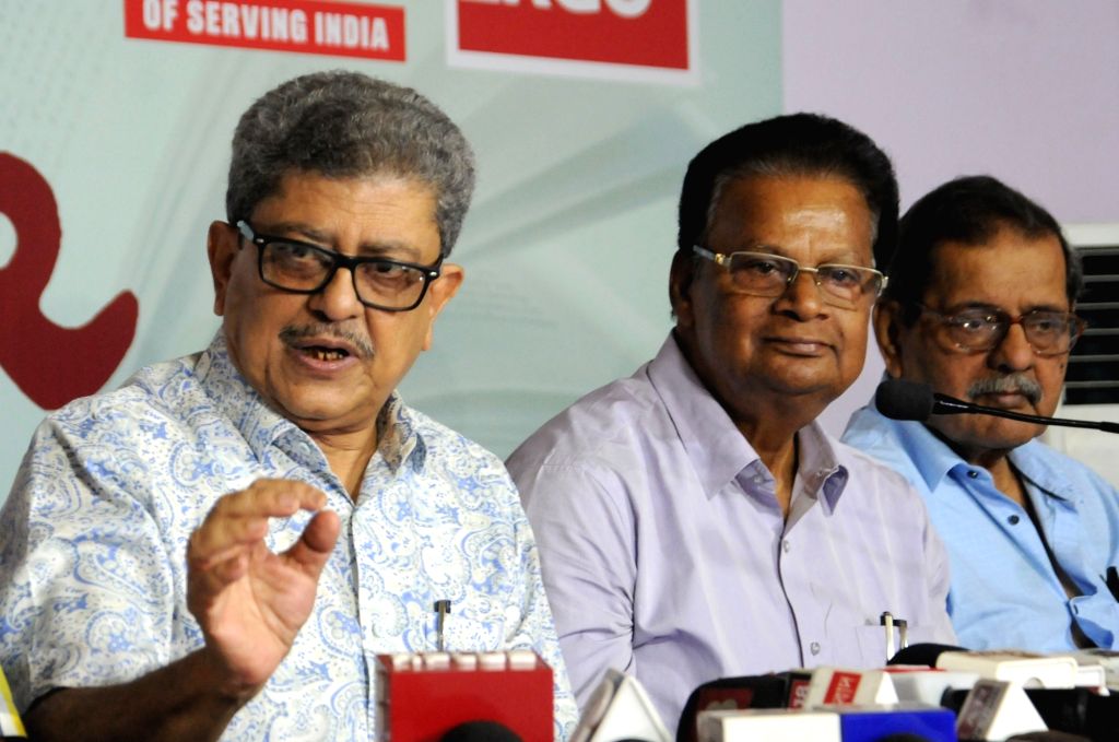 Kolkata : Author Tridib Kumar Chattopadhyay addressing a press conference