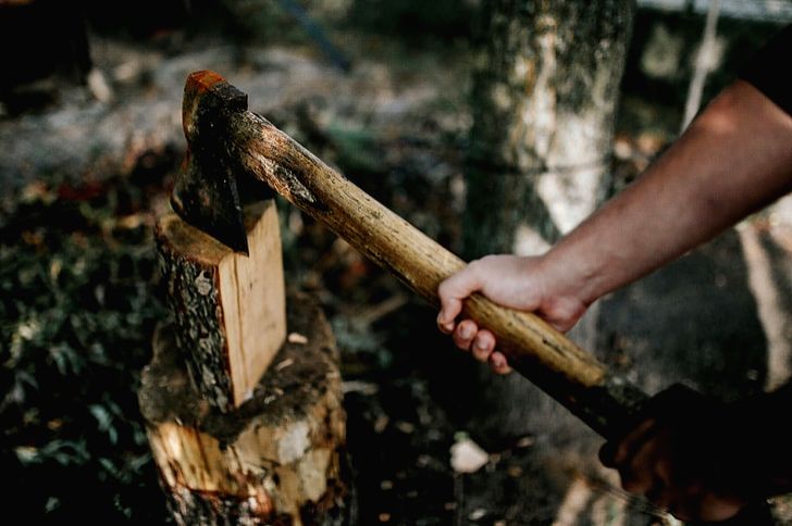 Free photo :Axe-wielding Indian-origin man charged with assault in ...