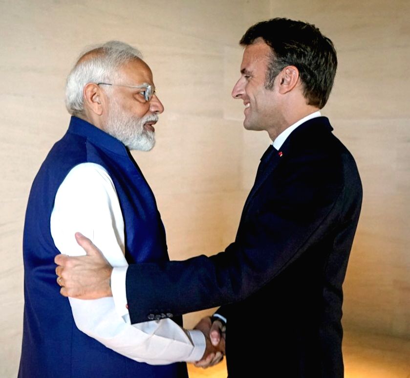 PM meets French president Macron in Bali