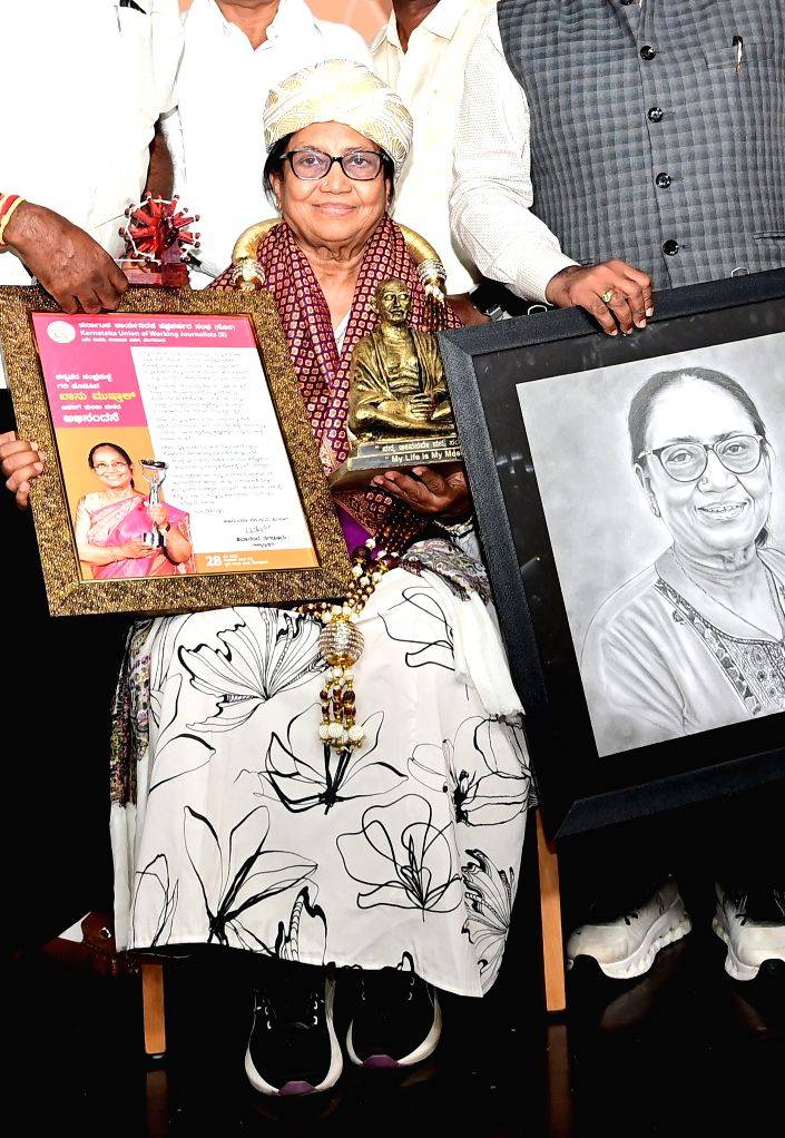 Banu Mushtaq felicitated in Bengaluru