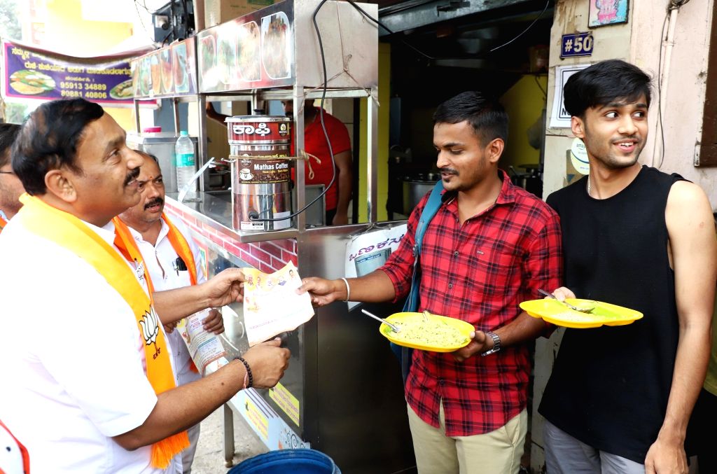 Basavanagudi constituency BJP candidate Ravi Subramanya during election ...