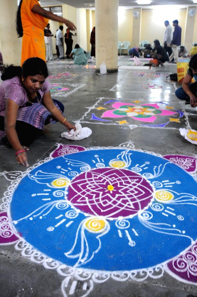 Rangoli and Drawing competition on the occasion of "Kempegowda Day ...