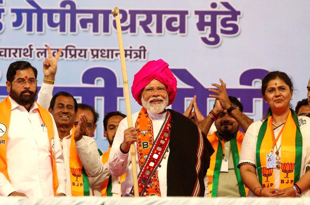 Beed : Prime Minister Narendra Modi attends an election rally