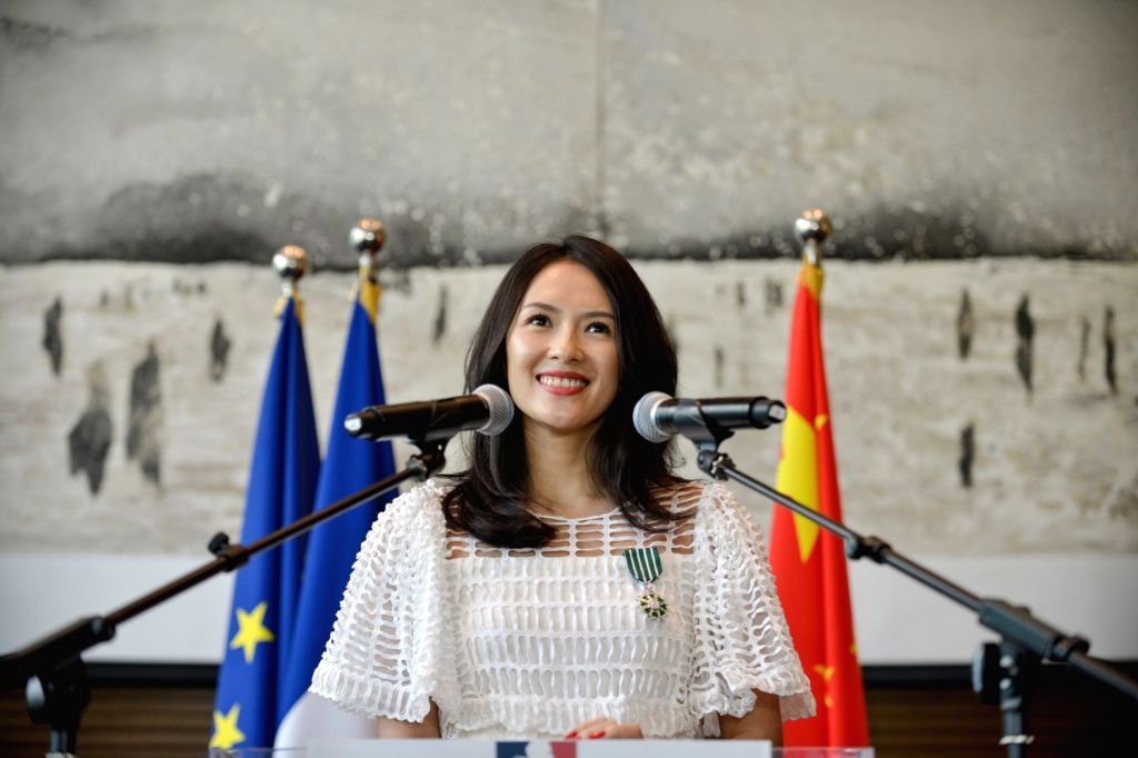 Zhang Ziyi delivers a speech after she was awarded the Order of Arts ...