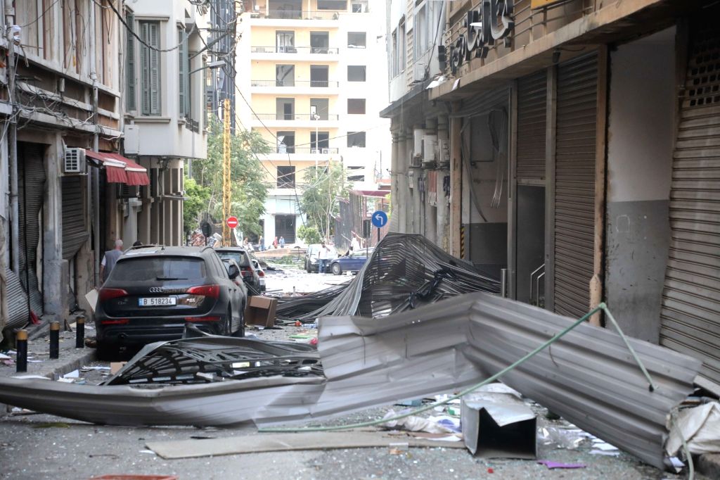 100 killed, nearly 4K injured in Beirut blasts