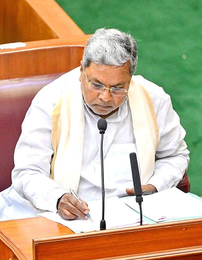 Belagavi : Karnataka Chief Minister Siddaramaiah during Assembly ...