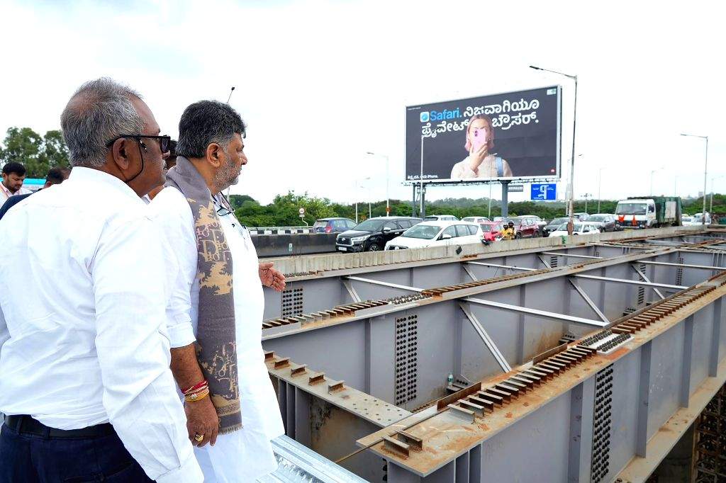 DK Shivakumar Reviews Hebbal Flyover Progress