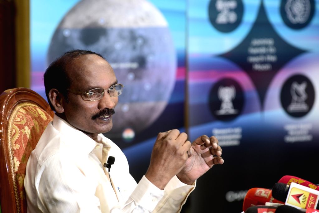 India to land near moon's south pole on Sept 6