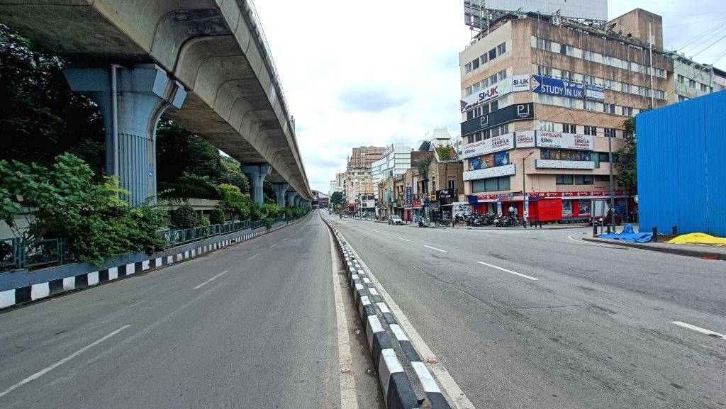 Bengaluru : MG Road wears an almost deserted look following the 'Bandh ...
