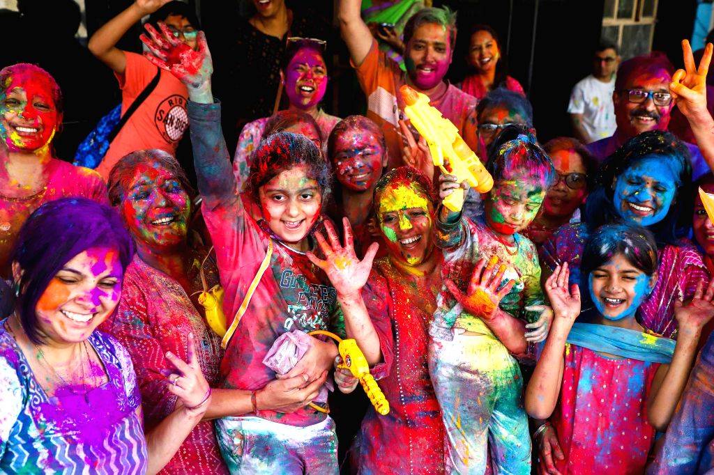 Bengaluru : People during the Holi celebrations