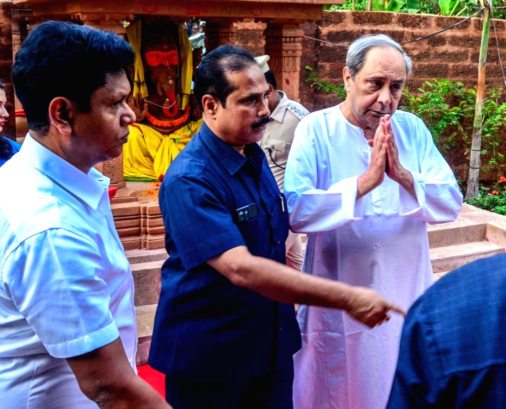 Bhubaneswar : Odisha Chief Minister Naveen Patnaik arrives at BJD State ...