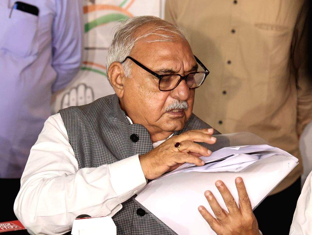 Bhupinder Singh Hooda and Rao Narendra Singh address press conference