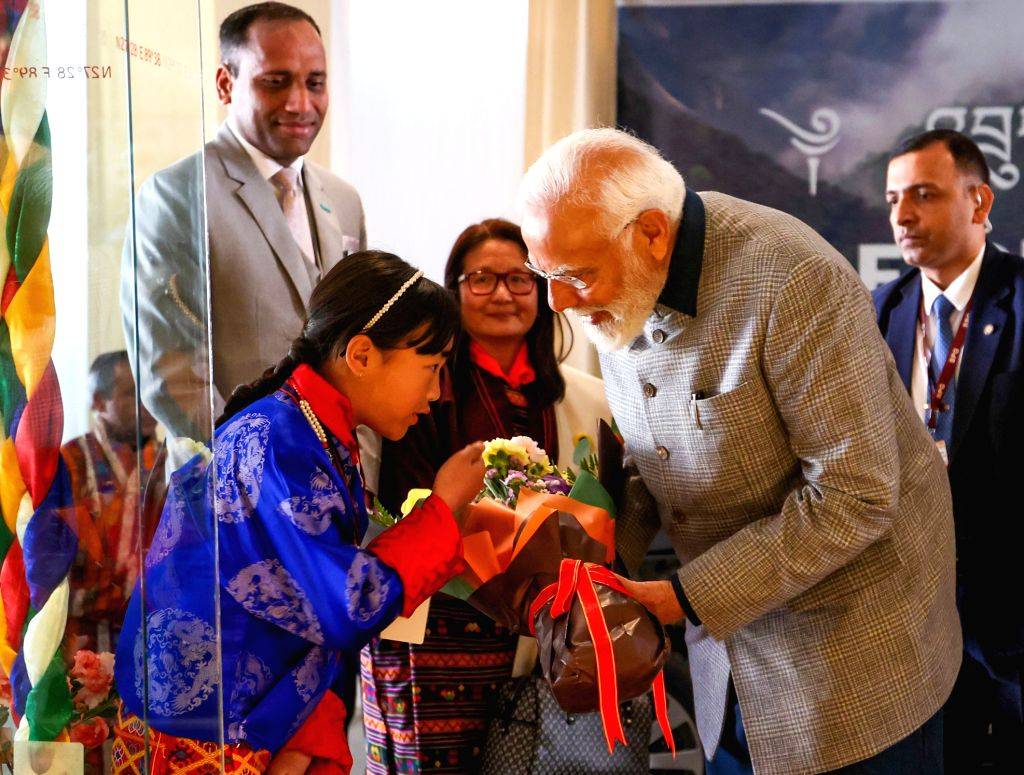 Bhutan : Prime Minister Narendra Modi receives a warm welcome upon his ...