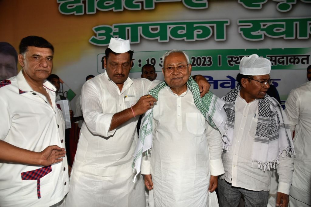 Bihar Chief Minister Nitish Kumar at an Iftar party at Congress party ...