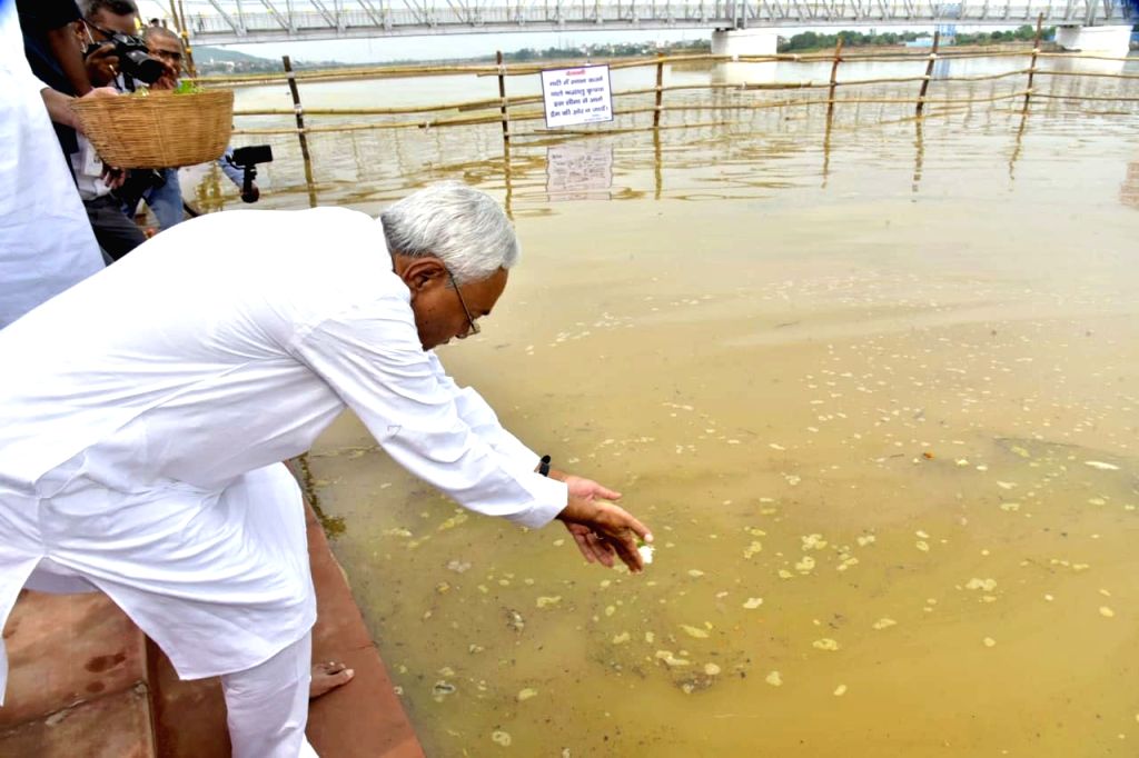 Bihar Chief Minister Nitish Kumar inaugurates Rubber Dam