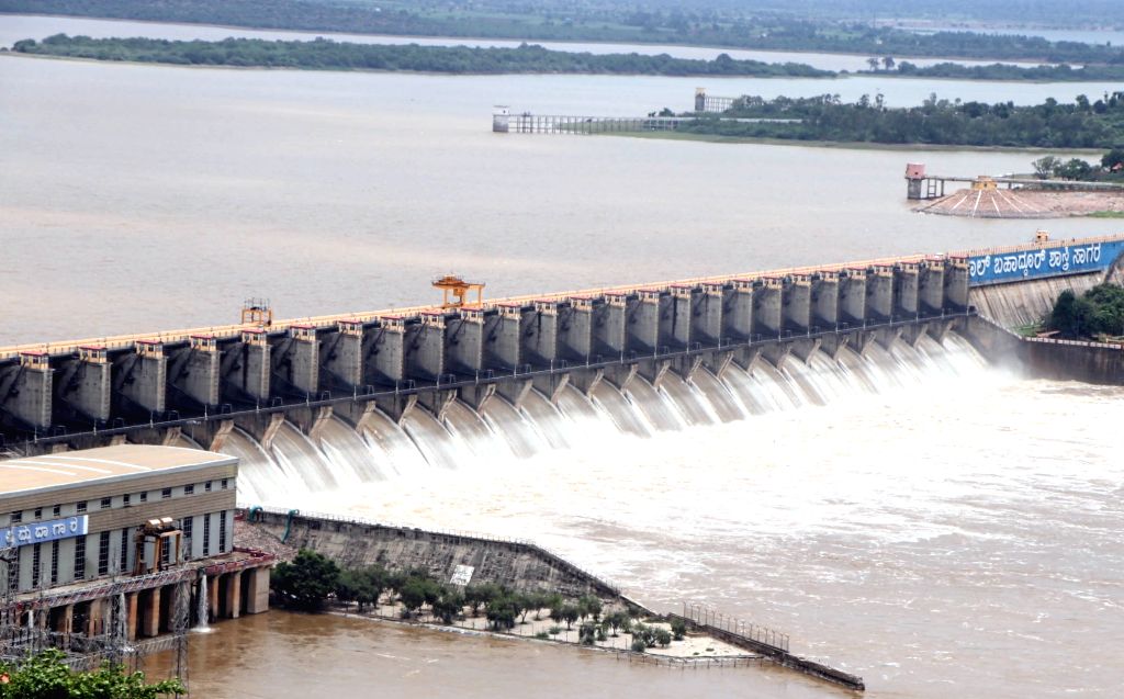 Bijapur : Water released from the Lal Bahadur Shastri Dam after heavy ...