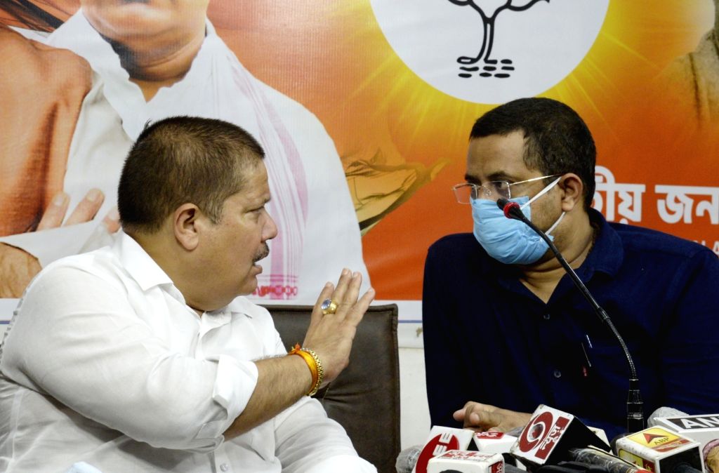 BJP's Arjun Singh, Saumitra Khan address a press conference