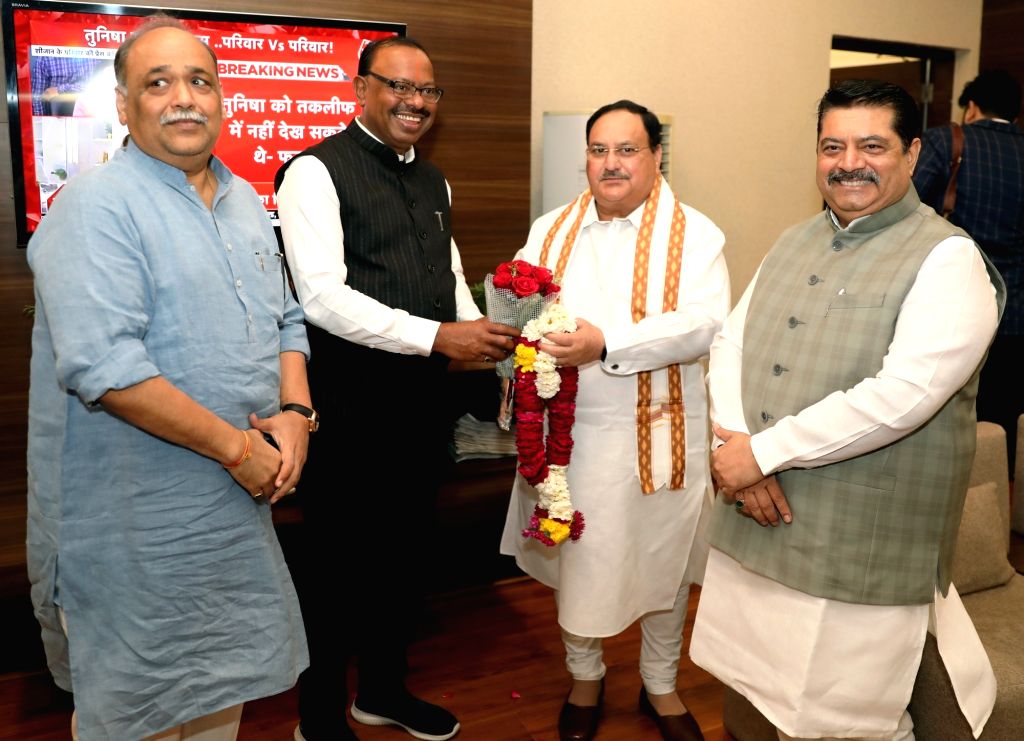 BJP National President JP Nadda being welcomed by party members