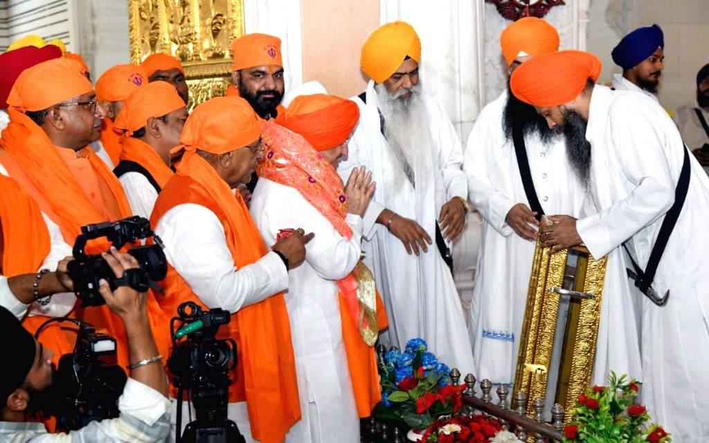 BJP National President JP Nadda Guru offers prayer during his visit to ...