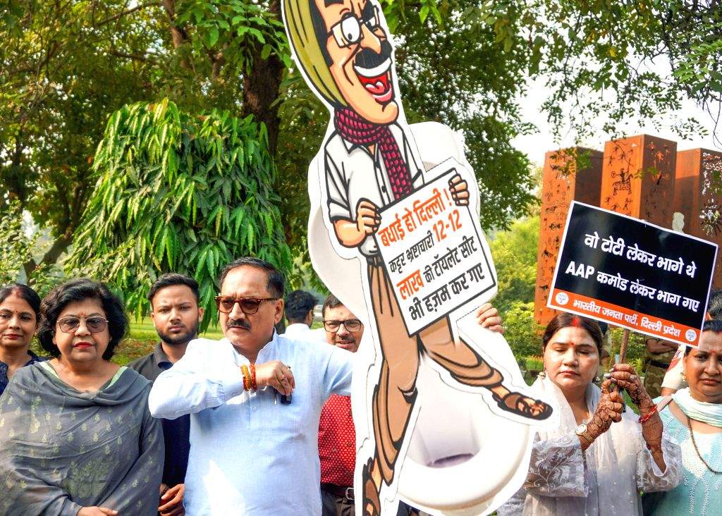 BJP protests against Kejriwal’s 'Toilet Seat Scam
