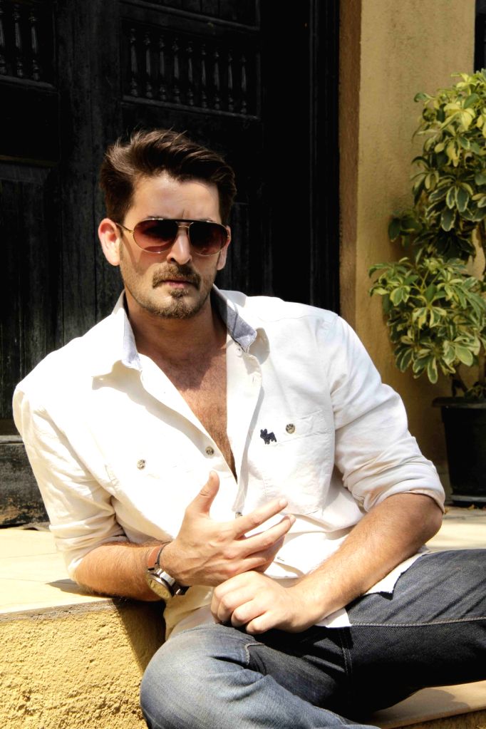 Neil Nitin Mukesh shoot Holi song for film Dussehra