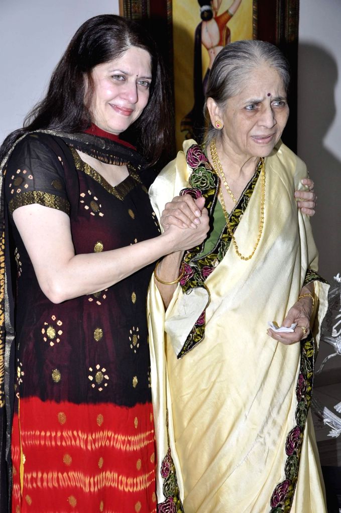 Press conference of Asha Joglekar's dance Academy Archana Nrityalaya