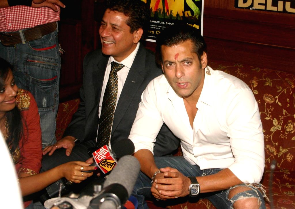Bollywood Star Salman Khan talking to media after selling tickets for ...
