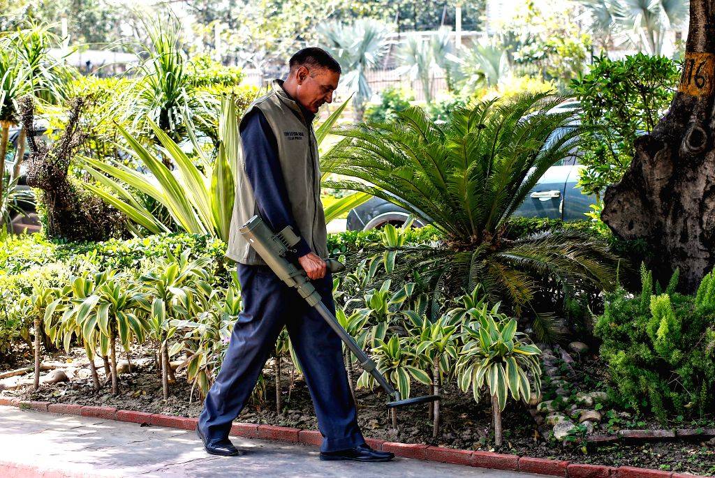 Bomb Squad Reaches Delhi Assembly After Threat Email
