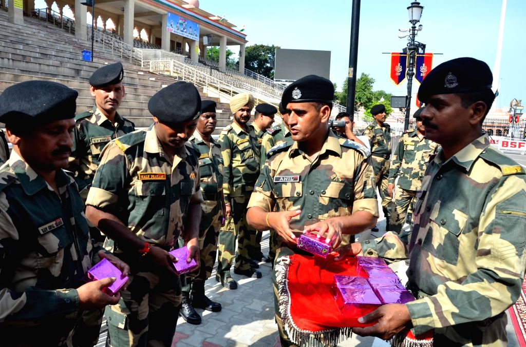 Attari (Punjab): BSF celebrates 73rd Independence Day at Attari-Wagah ...