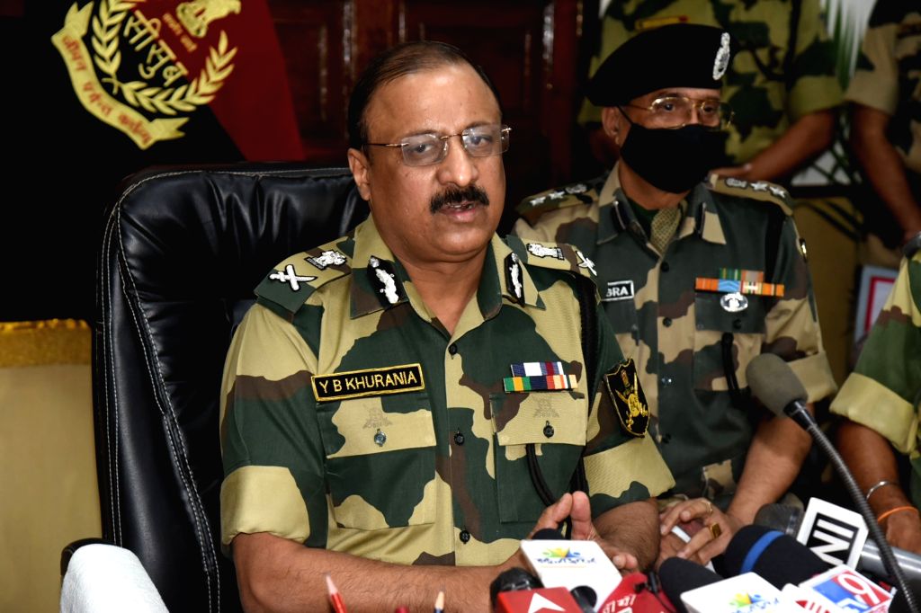 : Kolkata :Border security force special DG (Eastern Command) Y.B ...