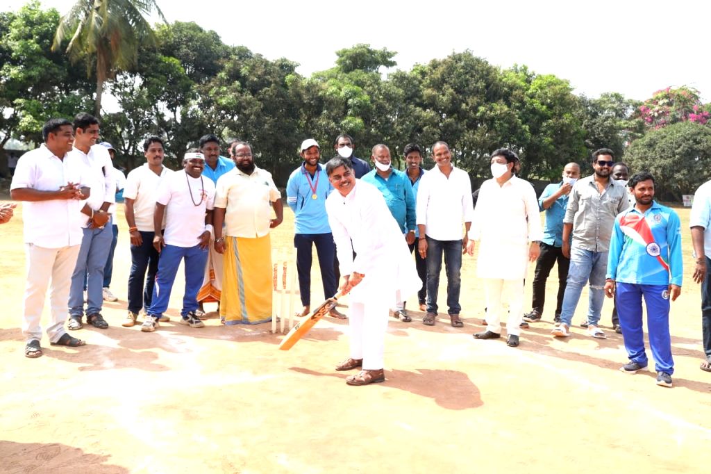 Free Photo: Brahmin priests cricket tourney in Andhra Pradesh