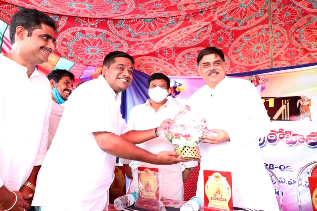 Free Photo: Brahmin priests cricket tourney in Andhra Pradesh