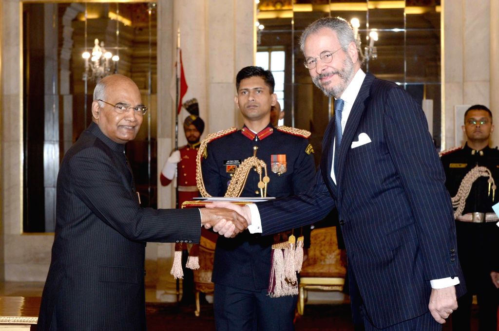 Brazilian Ambassador-designate presents his credentials to President Kovind