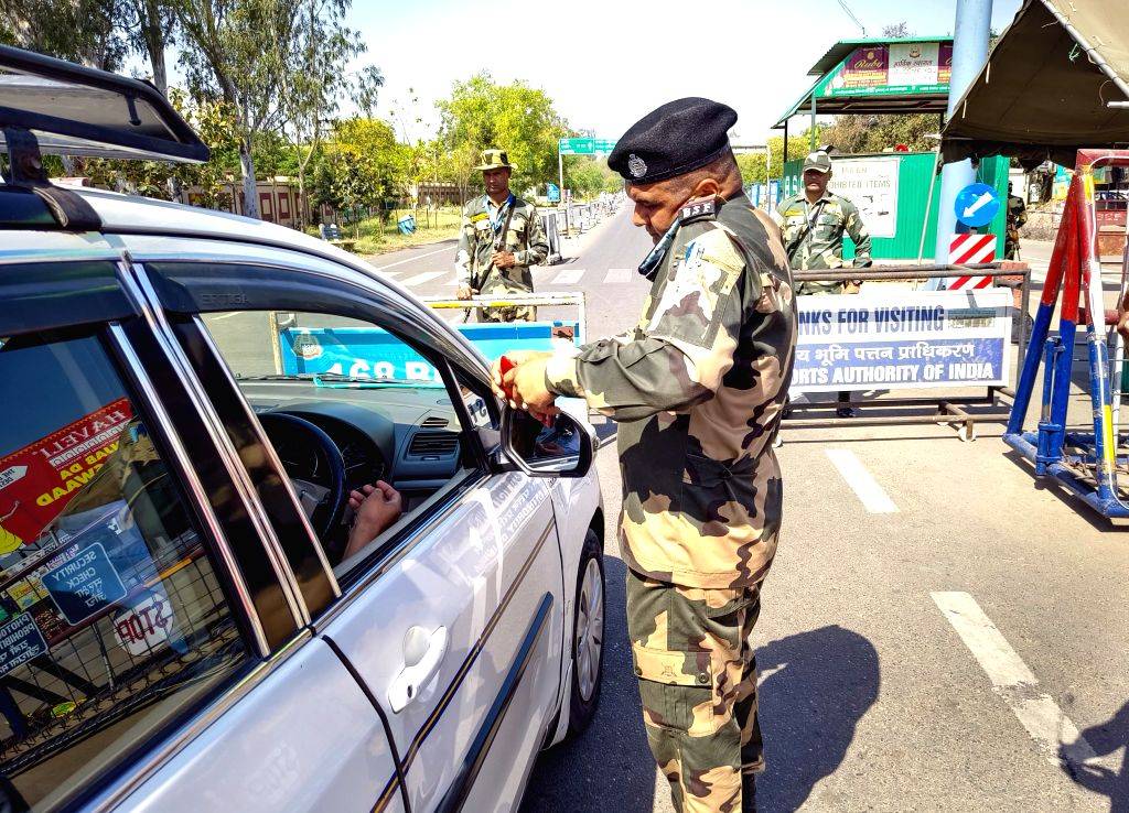 BSF soldiers stand guard at Wagah border
