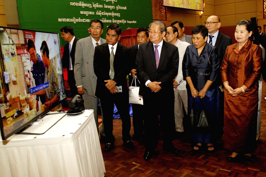 CAMBODIA-PHNOM PENH-CHINA-ONLINE TV